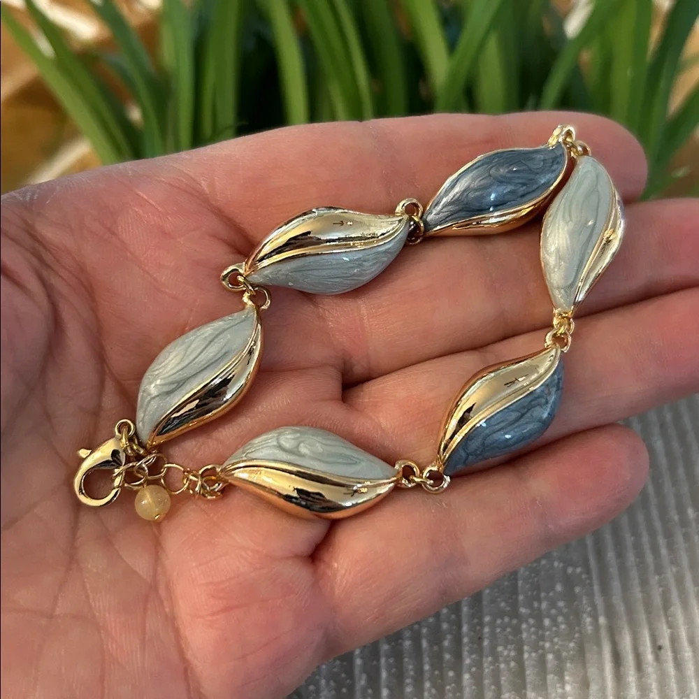Avon | Jewelry | Avon Studio 886 Whispering Sky Enamel And Goldtone ...